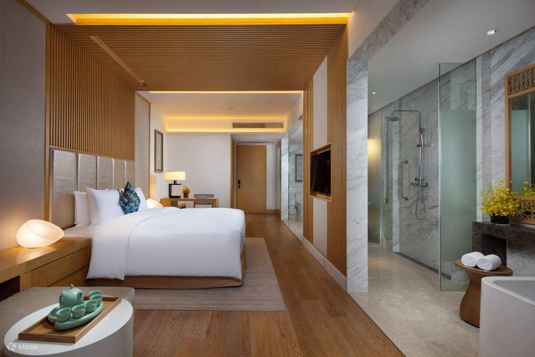 [Near Nanshan Temple] Hilton’s Curio Collection by Hilton Sanya Yazhou ...